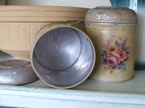 Pair of Pretty Floral Storage Tins
