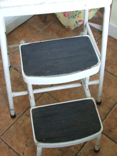 Retro Vintage Step Stool