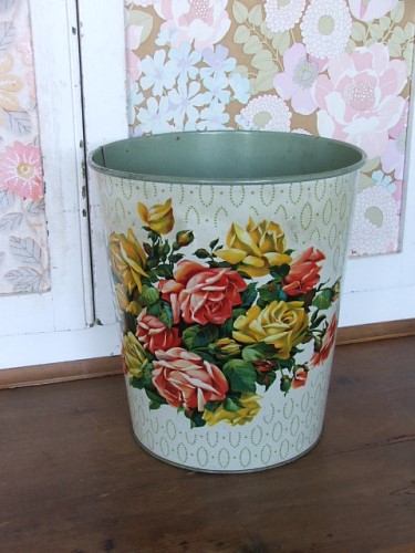 Vintage Floral Waste Bin