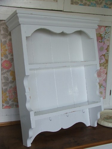 White Painted Wooden Decorative Shelves