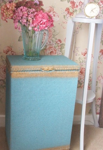 BlueGold Wicker Laundry BasketBox