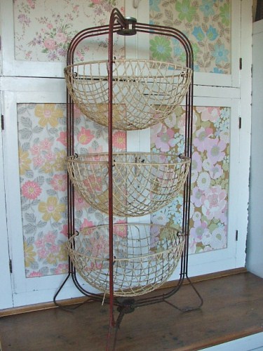 Vintage 'HappyMaid' Vegetable Rack
