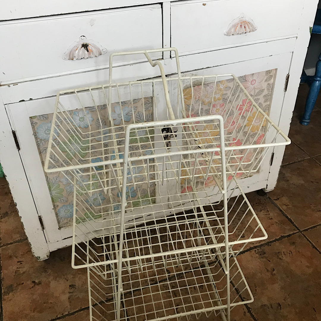 Vintage White Vegetable Rack Tray