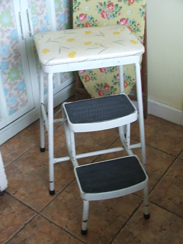 Retro Vintage Step Stool